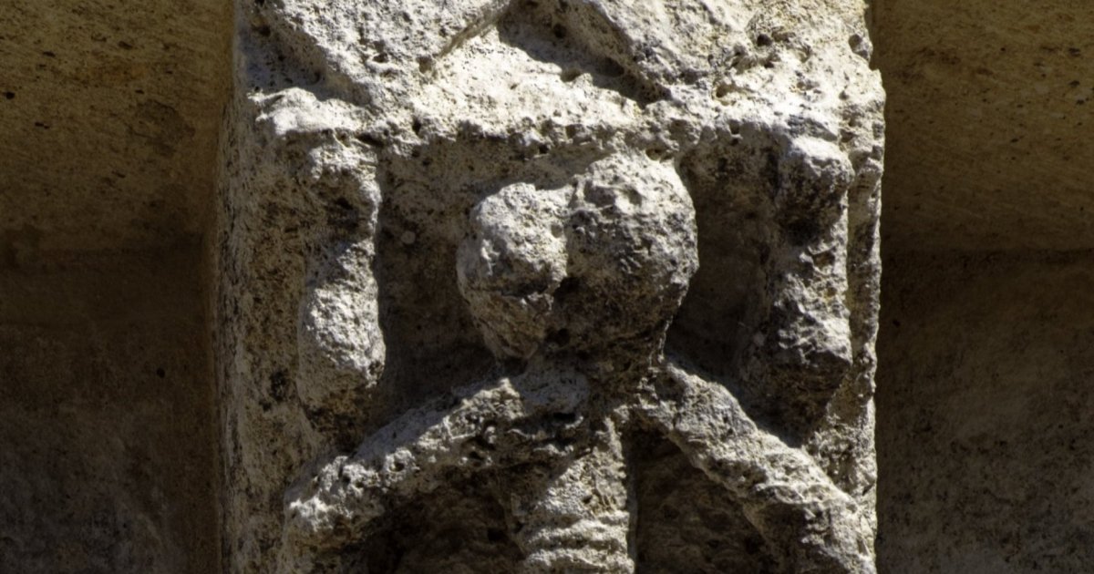 autofellation | Erotisme dans la sculpture romane du 12ème siècle ...